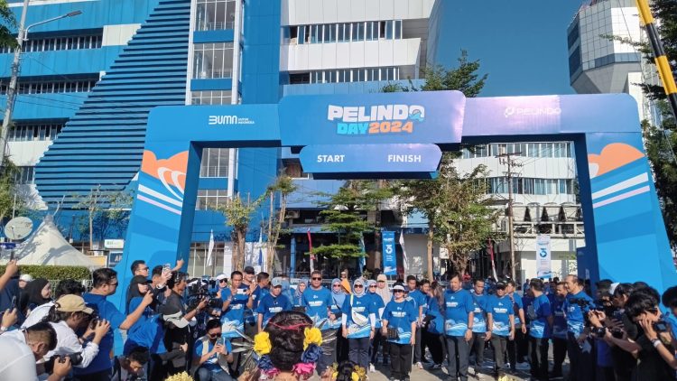 Pelindo Day 2024, Gelar Jalan Sehat yang Diikuti Ribuan Karyawan - Merata