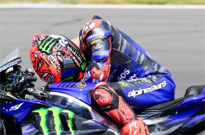 Inilah Penyebab Quartararo Menepi di Lintasan Silverstone MotoGP 2025 ...